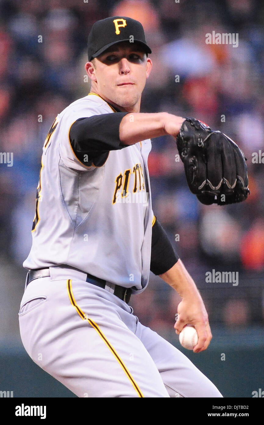 San Francisco, CA: Pittsburgh Pirates starting pitcher Paul Maholm (28 ...