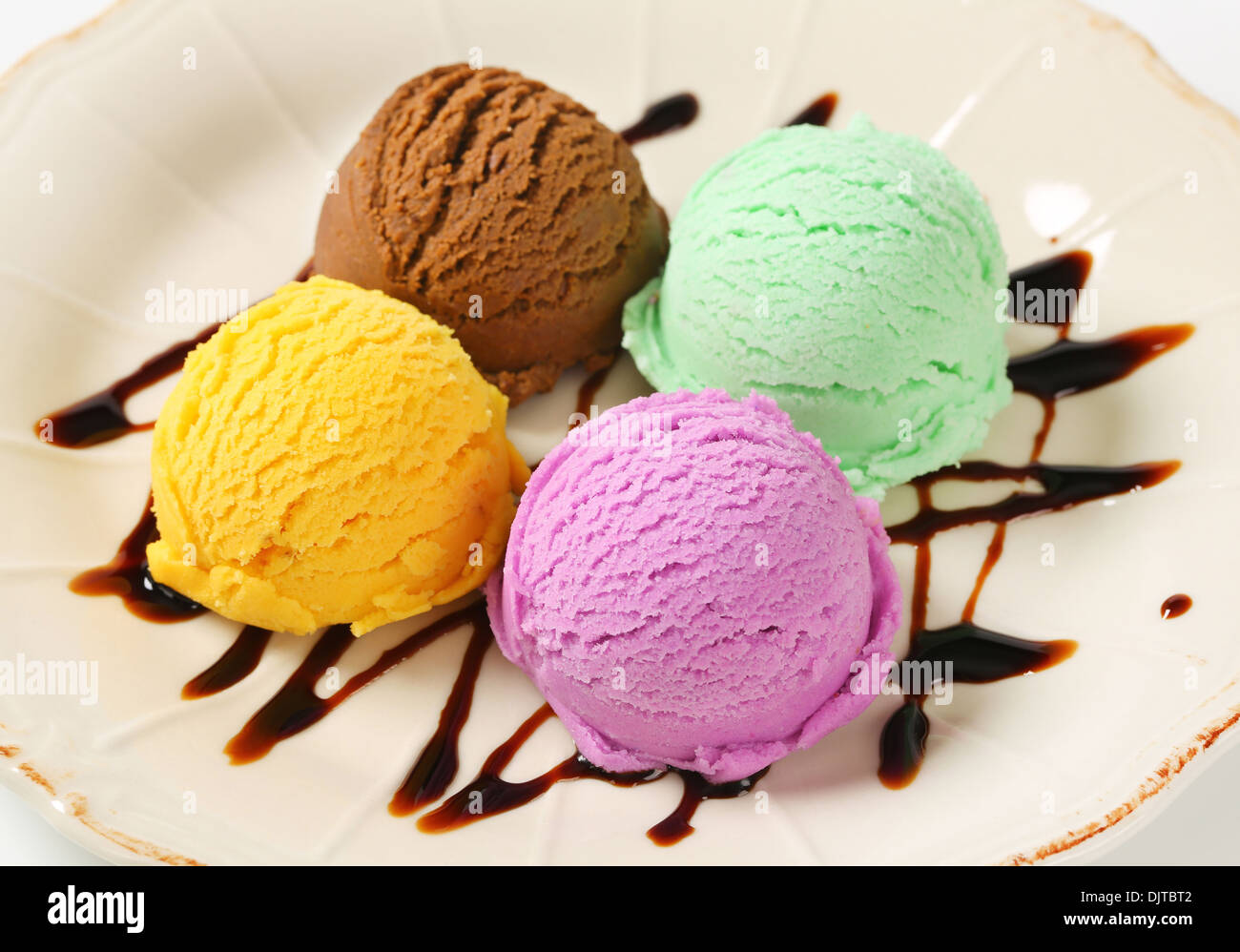 Ice cream scoops all flavours hi-res stock photography and images - Alamy