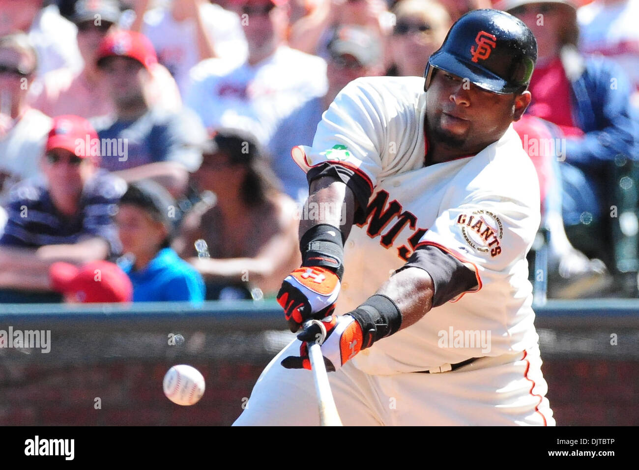 San Francisco, CA: Pablo Sandoval (48) hits the ball. The Cardinals won ...