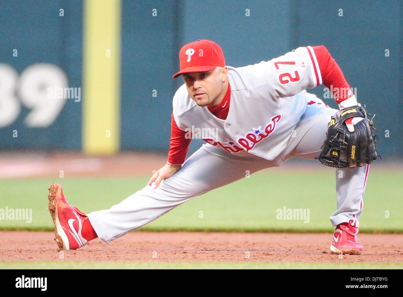 San Francisco, CA: Philadelphia Phillies Placido Polanco (27) stretches ...