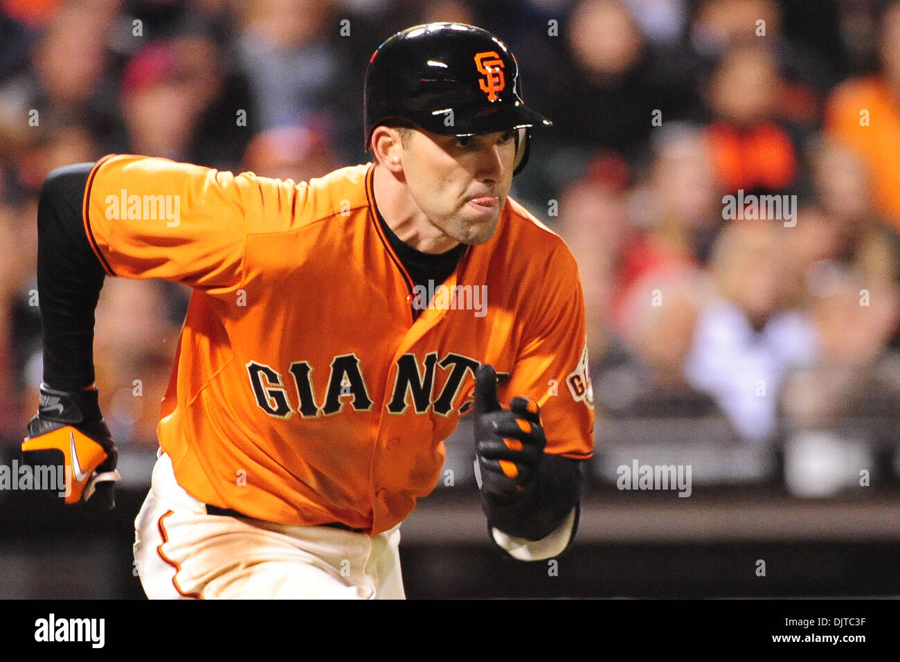 San Francisco, CA: San Francisco Giant Mark DeRosa (7) runs to first ...
