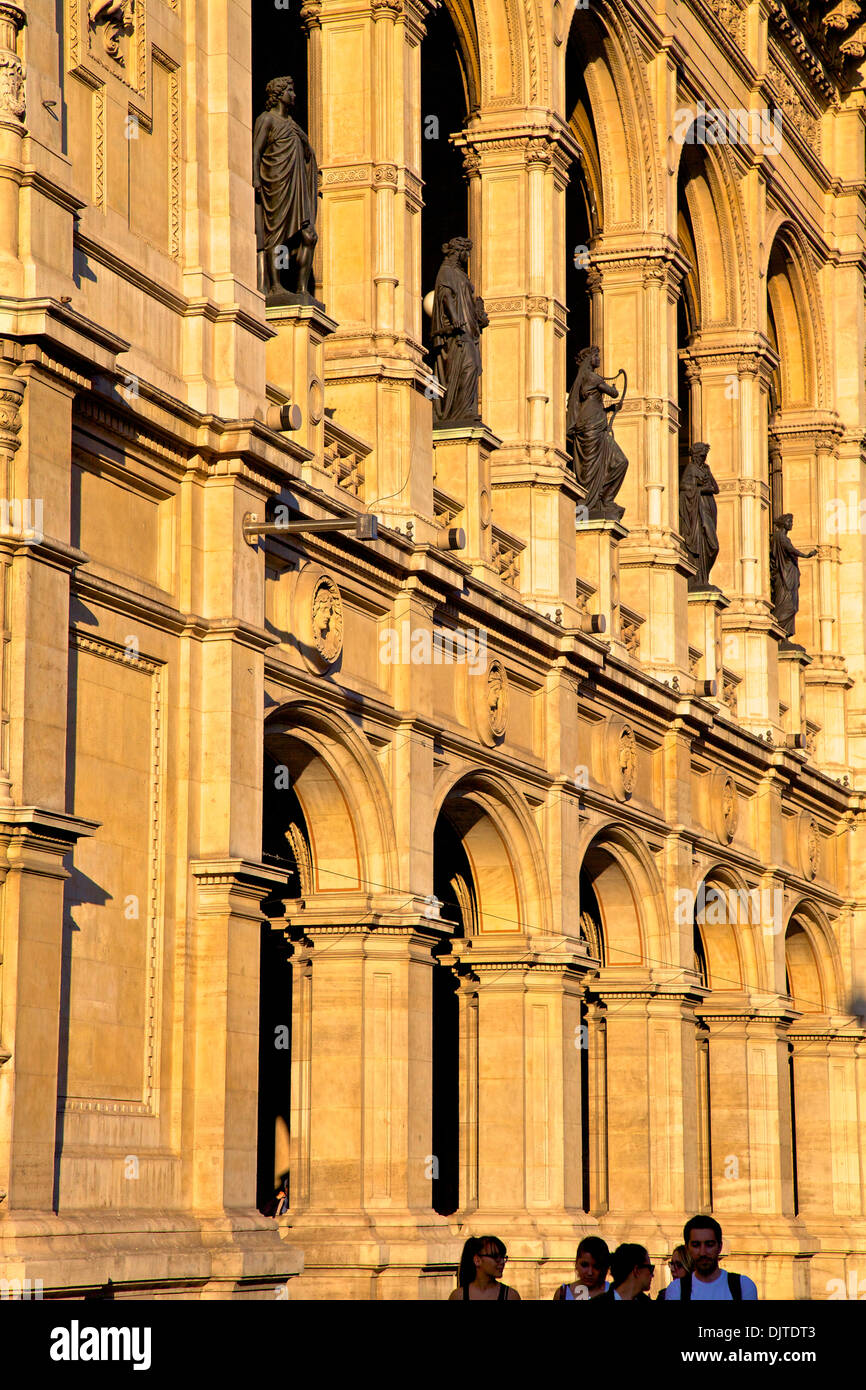 Vienna state opera house hi-res stock photography and images - Alamy