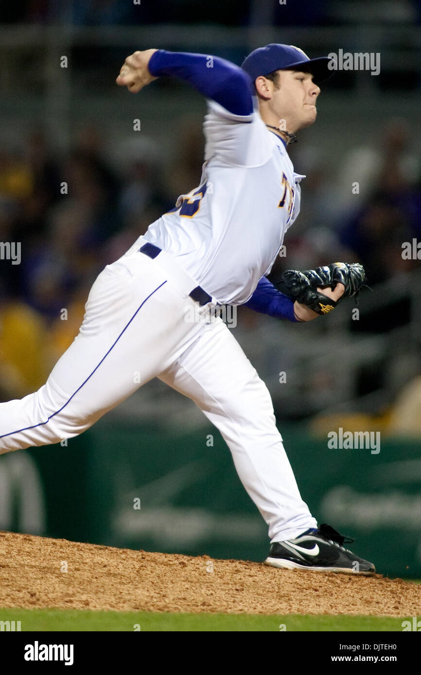 Pepperdine at LSU, LSU pitcher Joey Bourgeois (25) throws a pitch ...