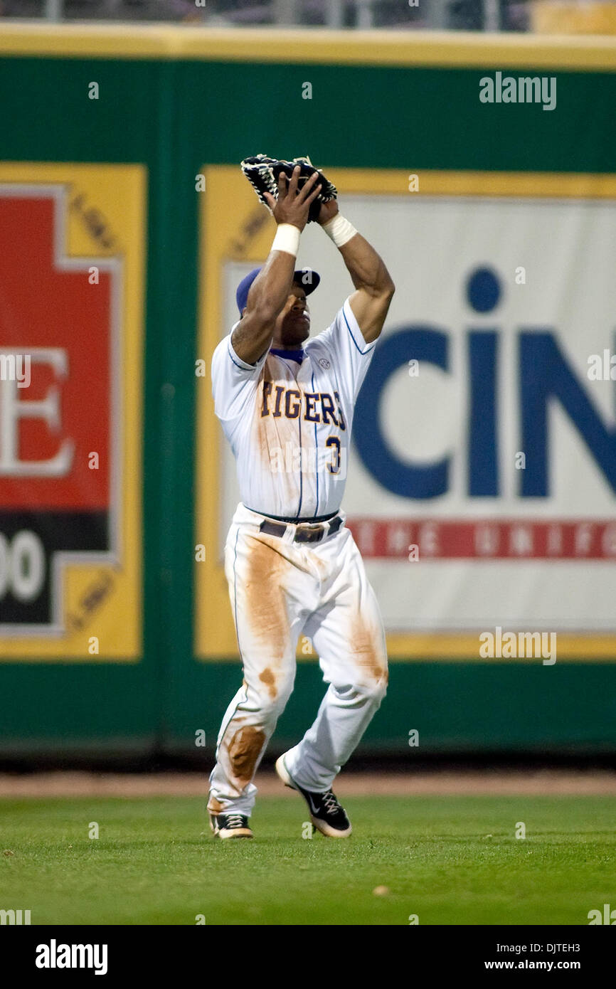 Pepperdine at LSU, LSU outfielder Trey Watkins (3) catches a fly ball ...