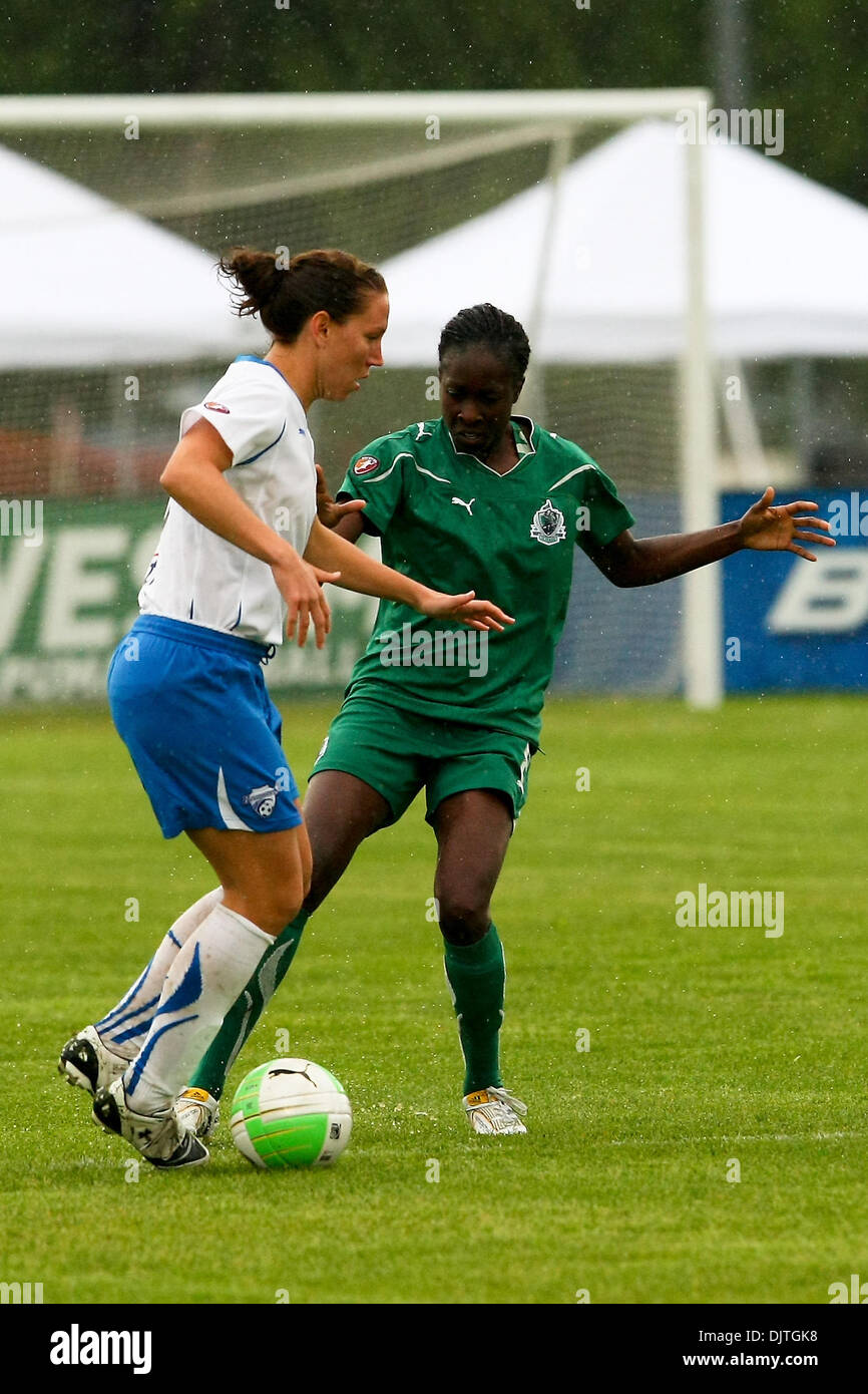 Kelly smith soccer hi-res stock photography and images - Alamy