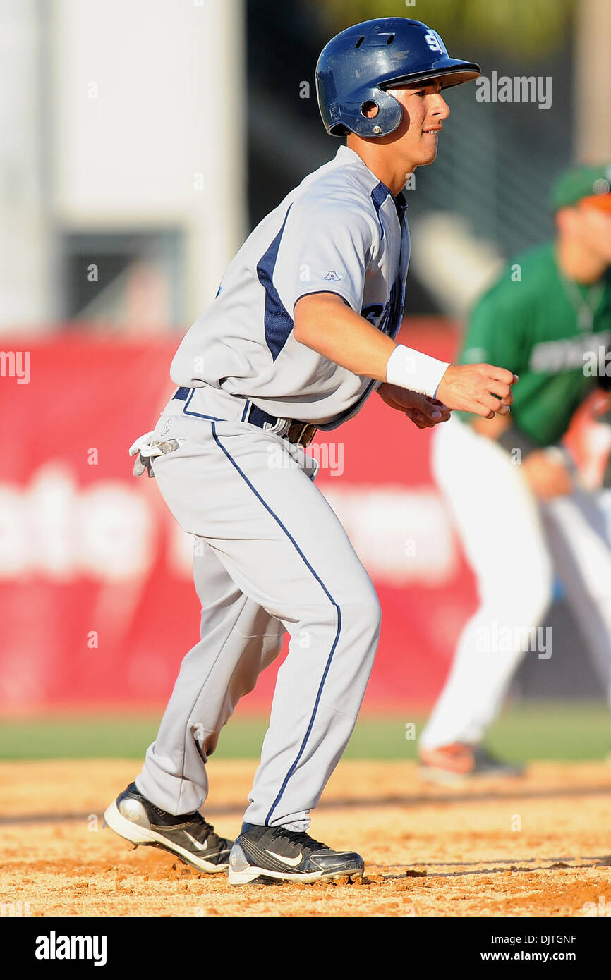 St. Thomas University Bobcats OF Andrew Rodriguez (1) takes lead off ...