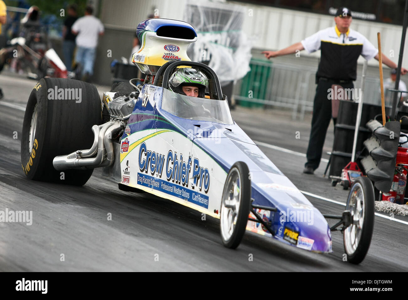 30 April 2010: The Crew Chief Pro Super Comp Dragster prepares to head ...