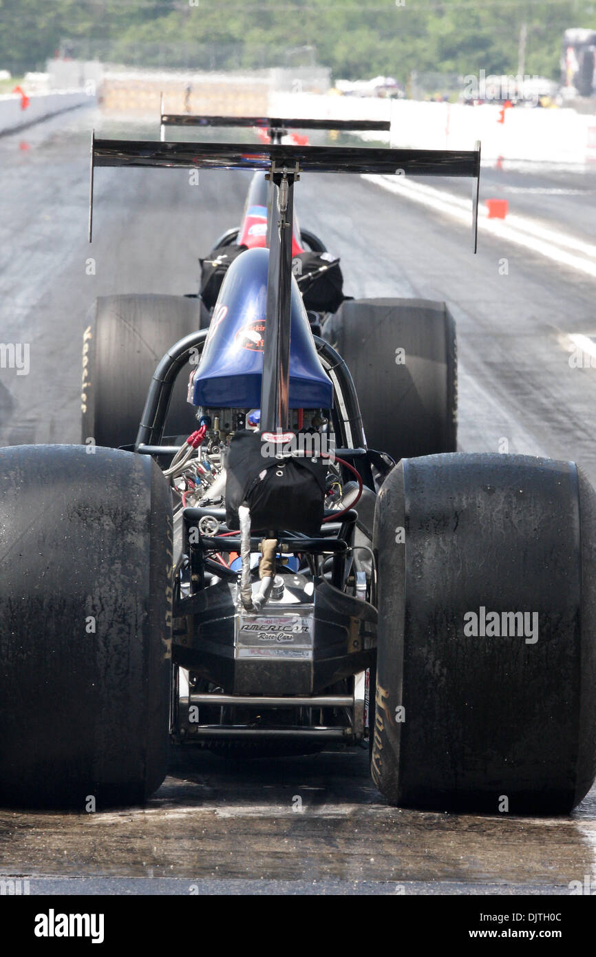 1 May 2010: Two Super Comp Dragsters await their turn to head down the ...