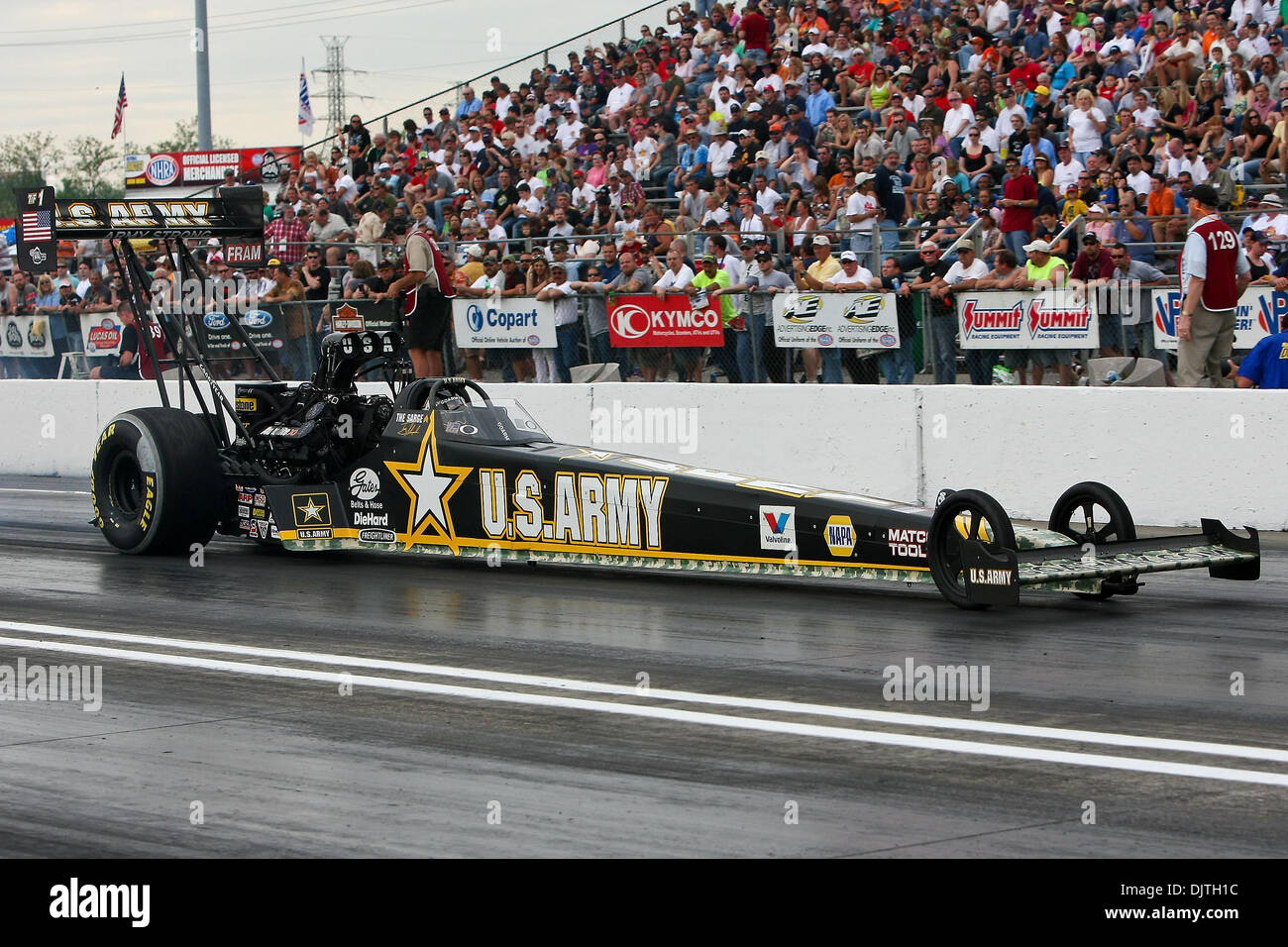 Army top fuel dragster hi-res stock photography and images - Alamy