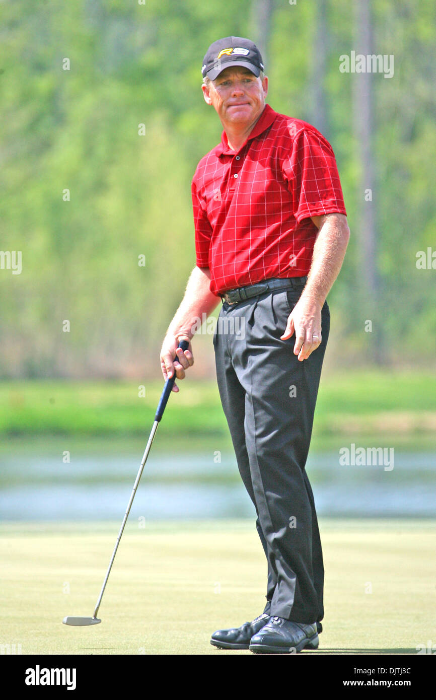 Michael Bradley on the 8th green. Shell Houston Open at the Redstone ...
