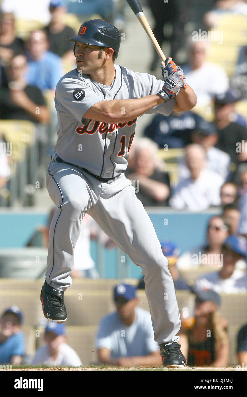 22 May 2010: Detroit Tigers center fielder Johnny Damon takes a big ...