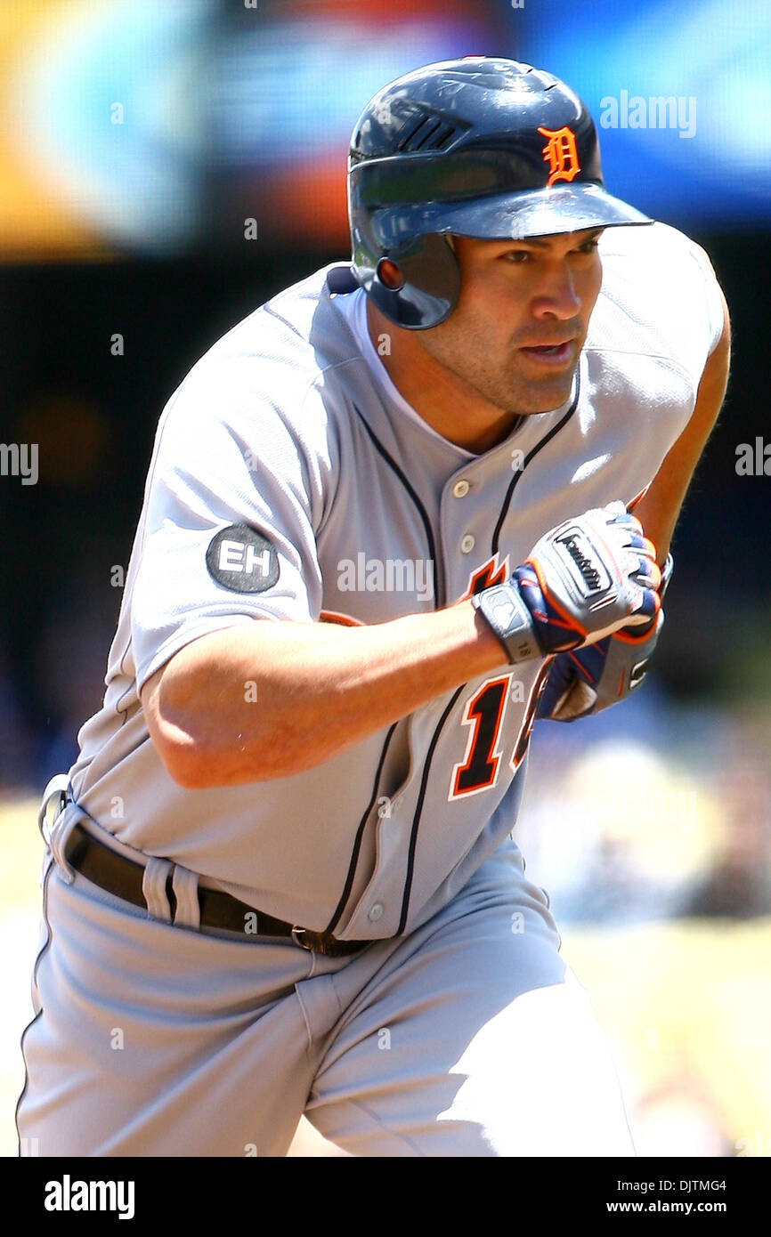 23 May 2010: Detroit Tigers left fielder Johnny Damon #18 takes off ...