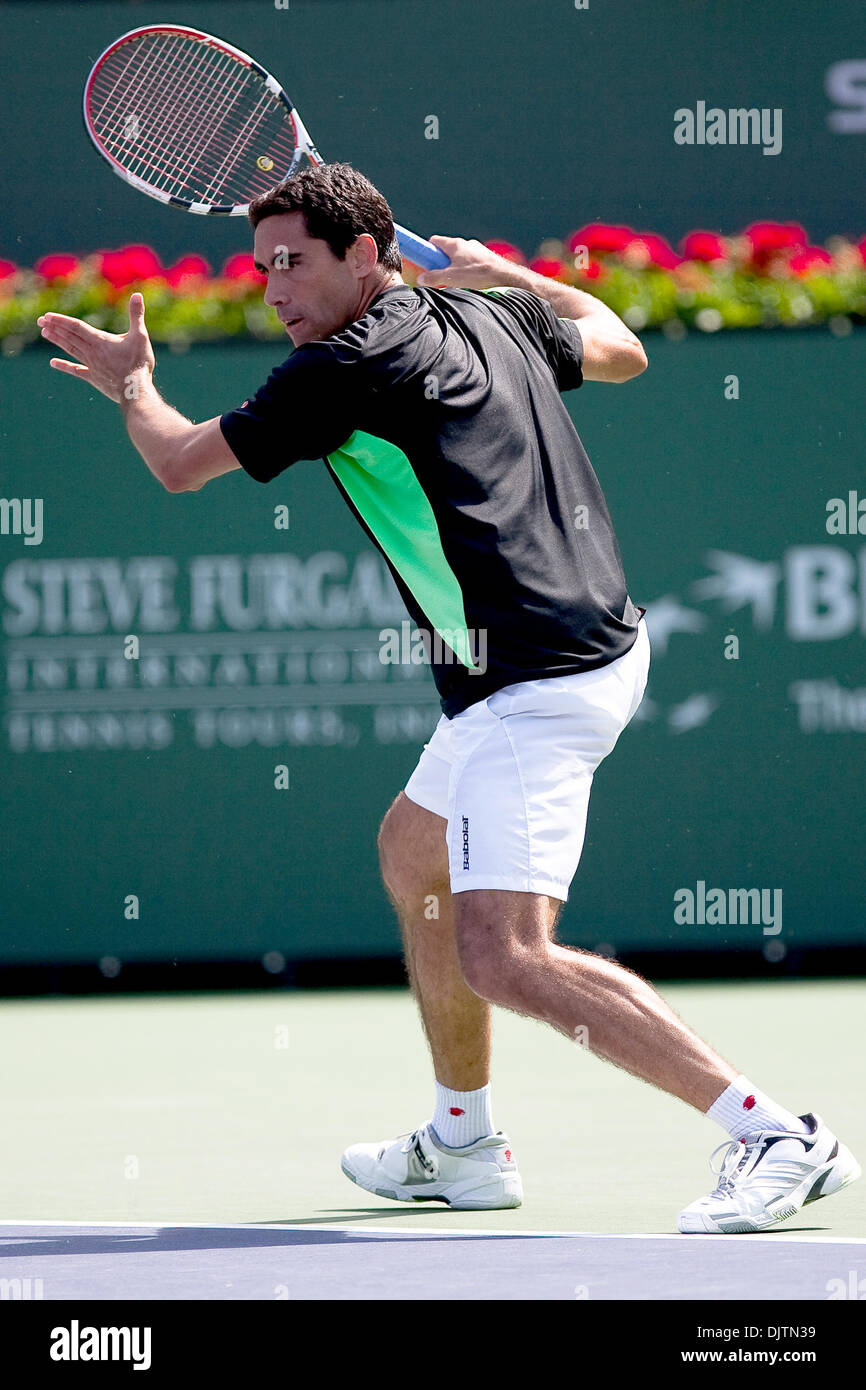Ramon Delgado (PAR) in black in his match against Fernando Verdasco ...