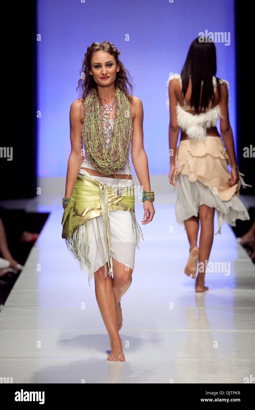 V&G Accessories showed their designs at the Islands of the World ...