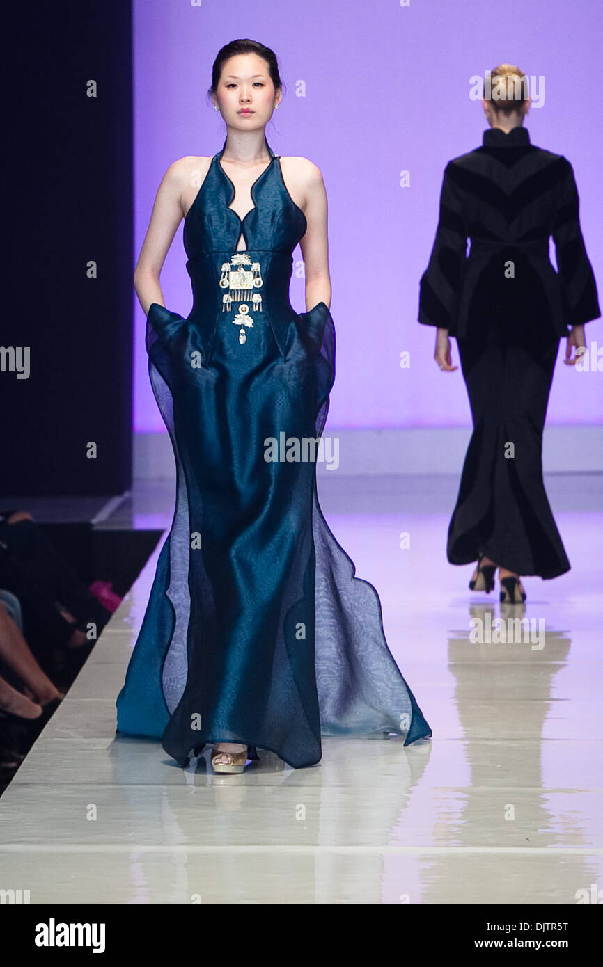 Designer of the week Colleen Quen of San Francisco showed her ...
