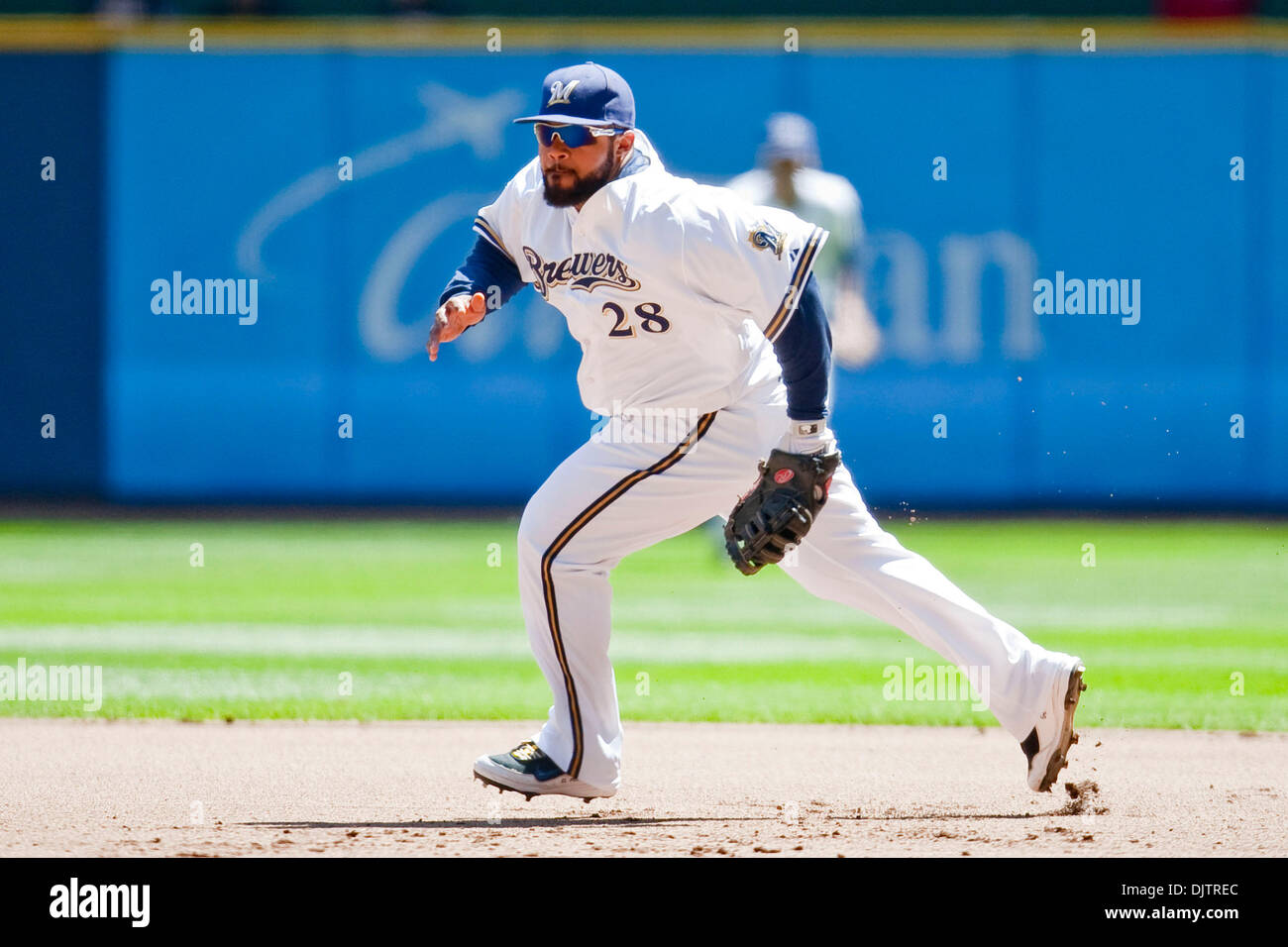 Milwaukee Brewers first baseman Prince Fielder #28 runs down a ground ...