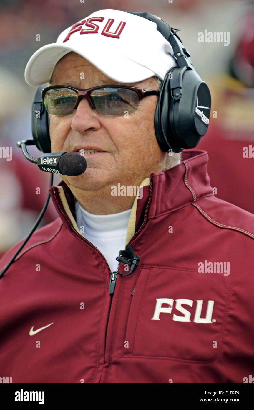 NCAA Gator Bowl - Bobby Bowden reacts to West Virginia's first score ...