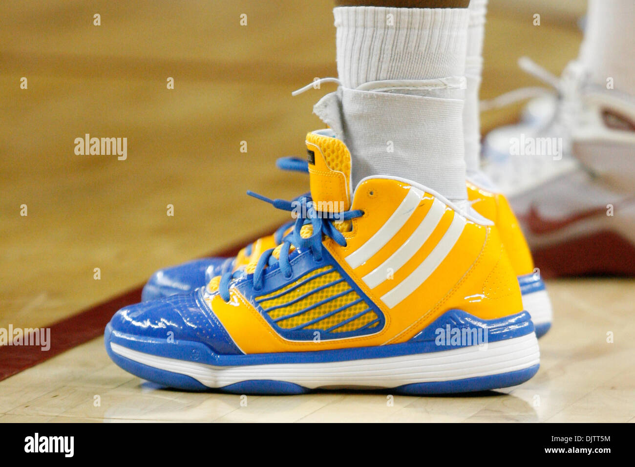 2010 blue shoes hi-res stock photography and images - Alamy