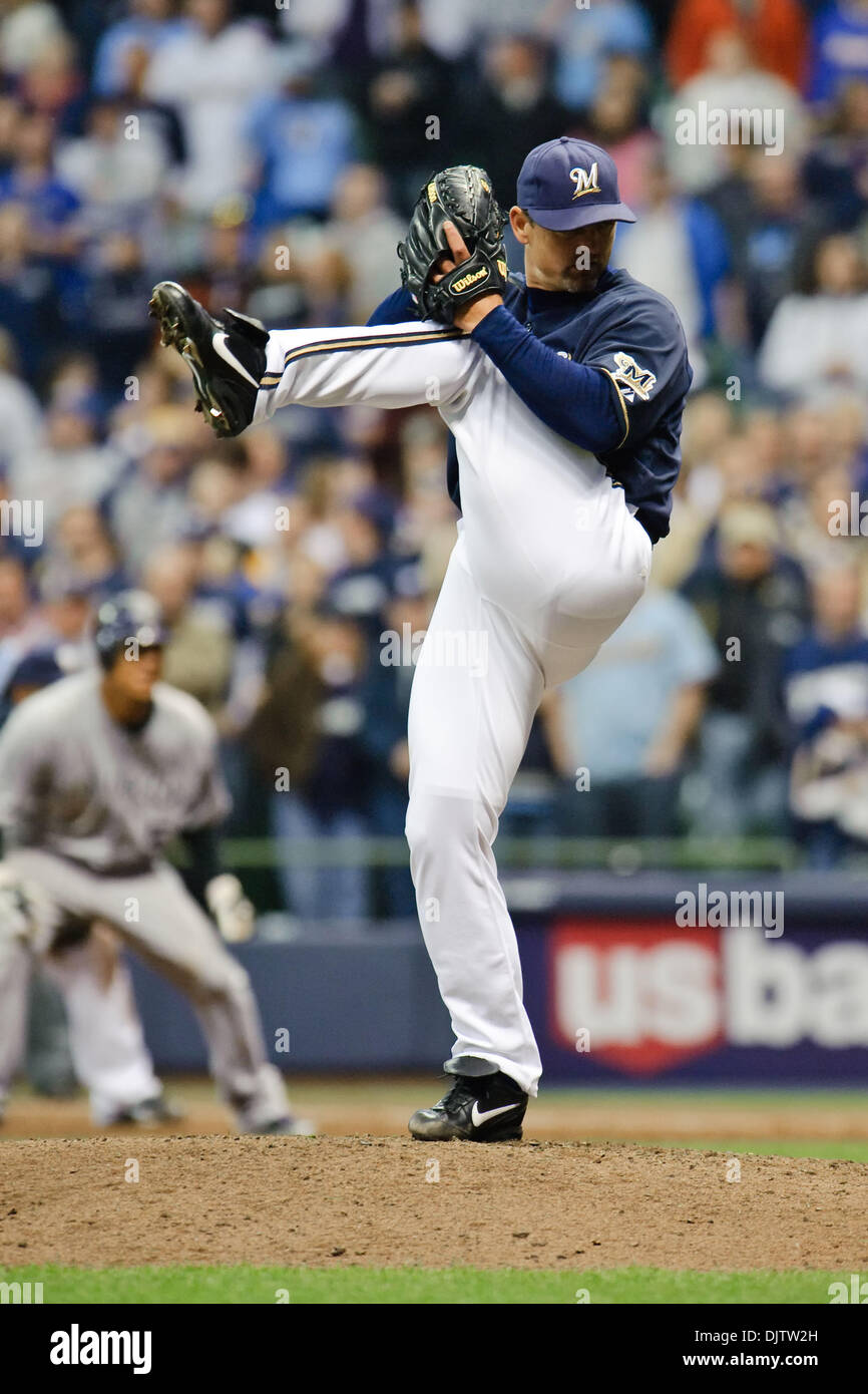 Trevor hoffman hi-res stock photography and images - Alamy