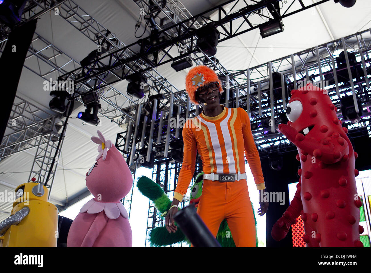 DJ Lance Rock or DJ Lance Robertson, host of the Nick Jr. show ''Yo ...