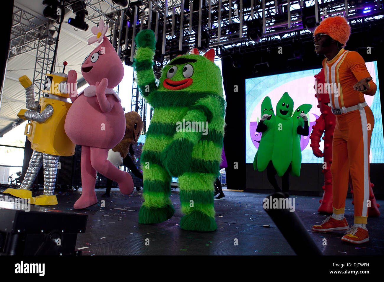 DJ Lance Rock or DJ Lance Robertson, host of the Nick Jr. show ''Yo ...