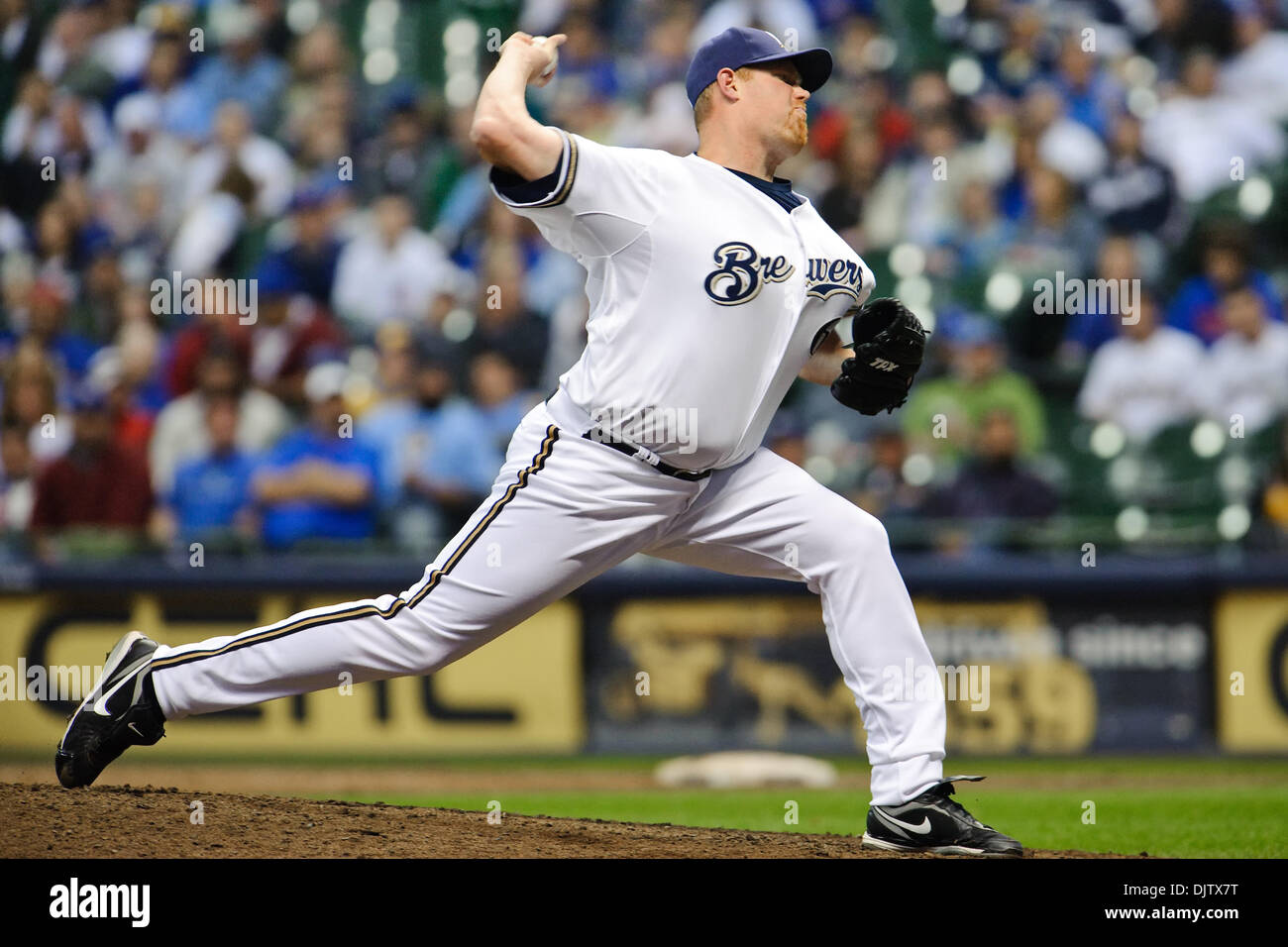 Milwaukee Brewers relief pitcher Todd Coffey (60) during the game ...