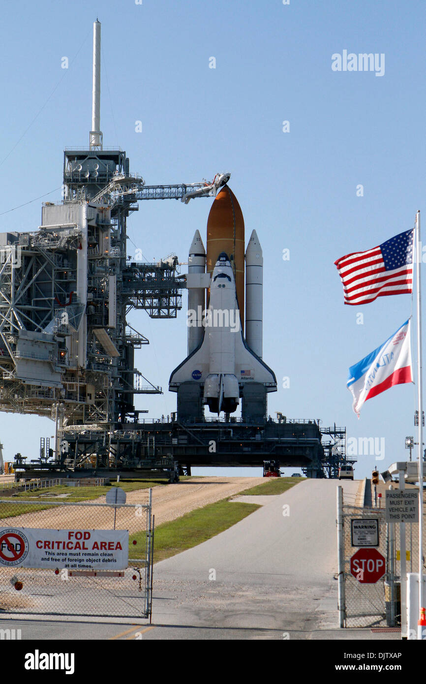 Space shuttle Atlantis, STS-132, during final preparations before ...