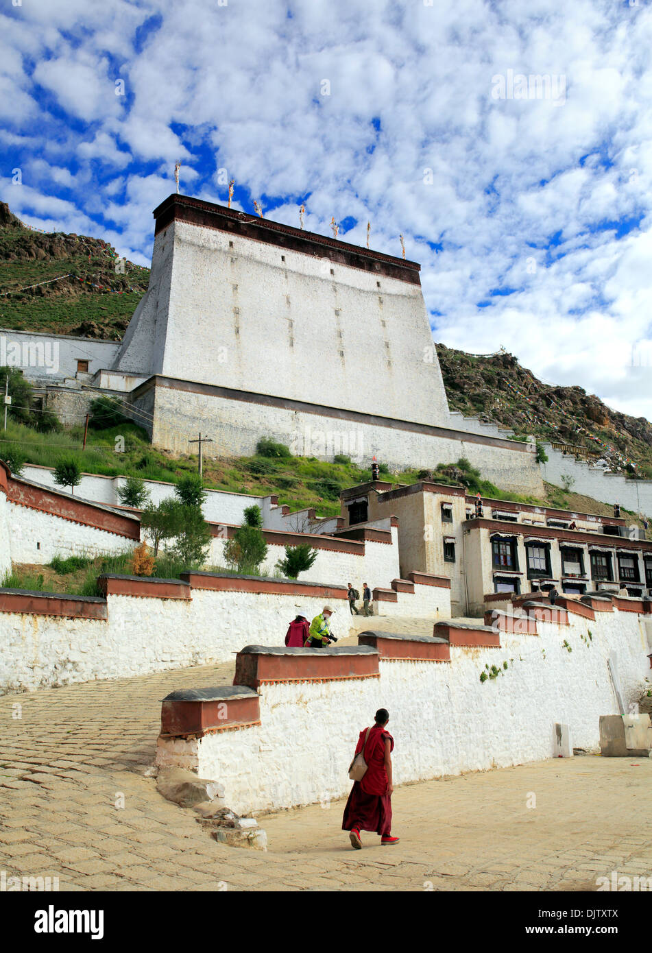 Tashilhunpo monastery, Shigatse, Tibet, China Stock Photo - Alamy