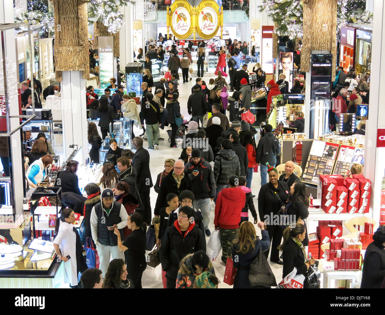 Crowds Shopping at Macy's Flagship Department Store in Herald Square on ...