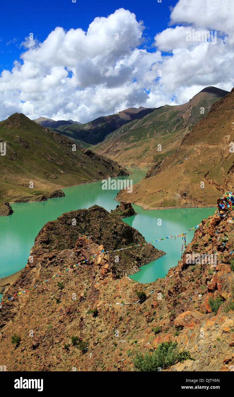 Simi La lake, Shigatse Prefecture, Tibet, China Stock Photo - Alamy
