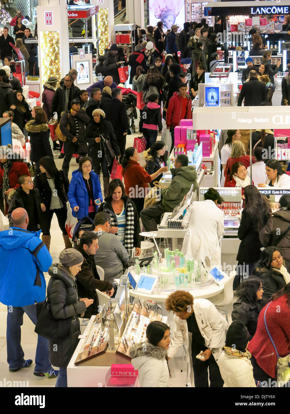 Crowds Shopping at Macy's Flagship Department Store in Herald Square on ...