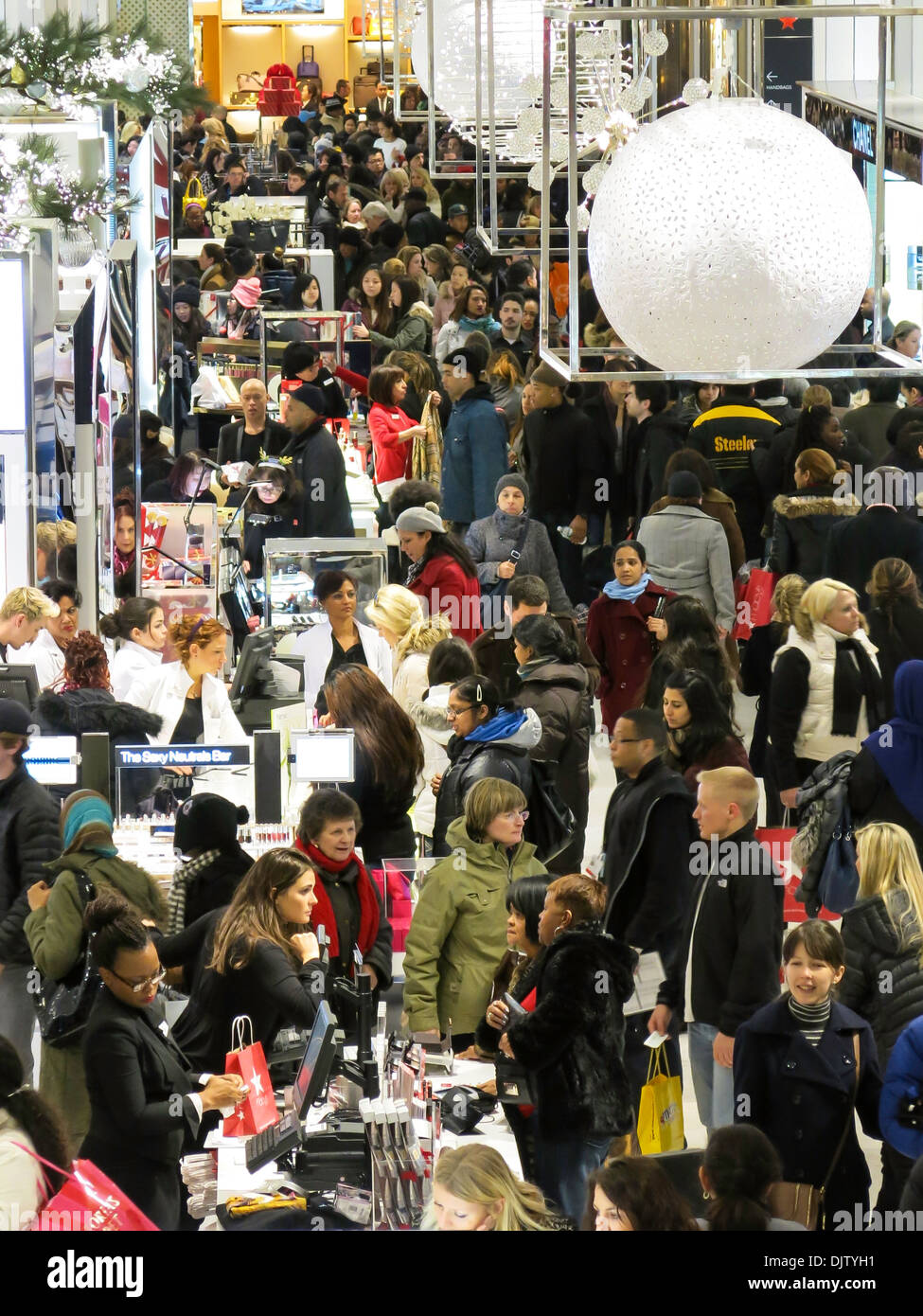 Crowds Shopping at Macy's Flagship Department Store in Herald Square on ...