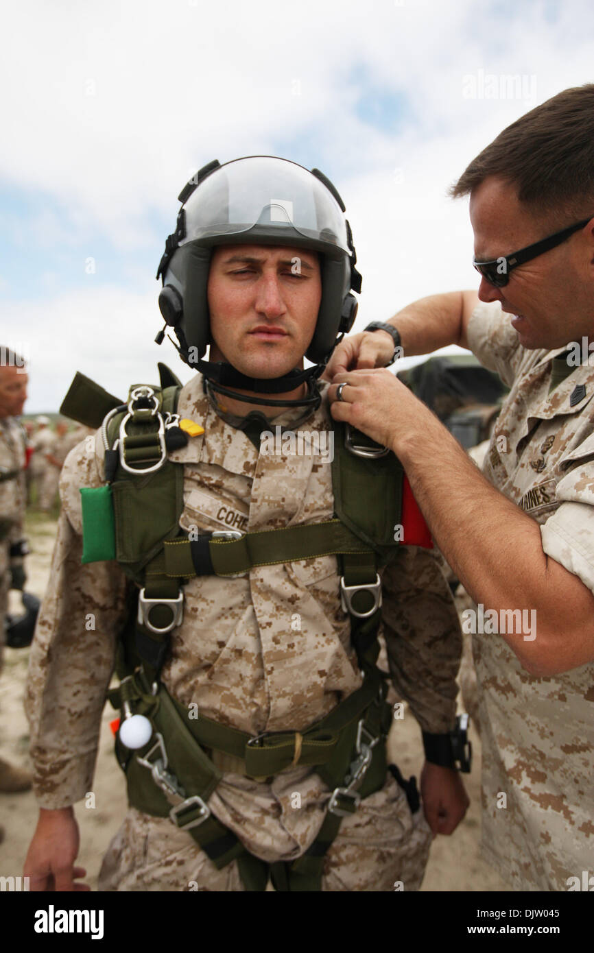 Camp Pendleton, Calif.- The commanding general of the 1st Marine ...