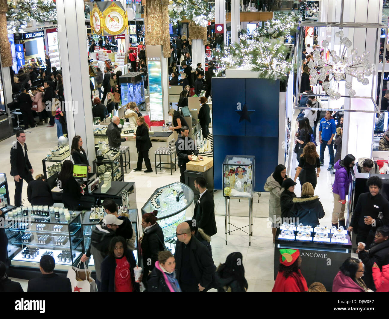 Crowds Shopping at Macy's Flagship Department Store in Herald Square on ...