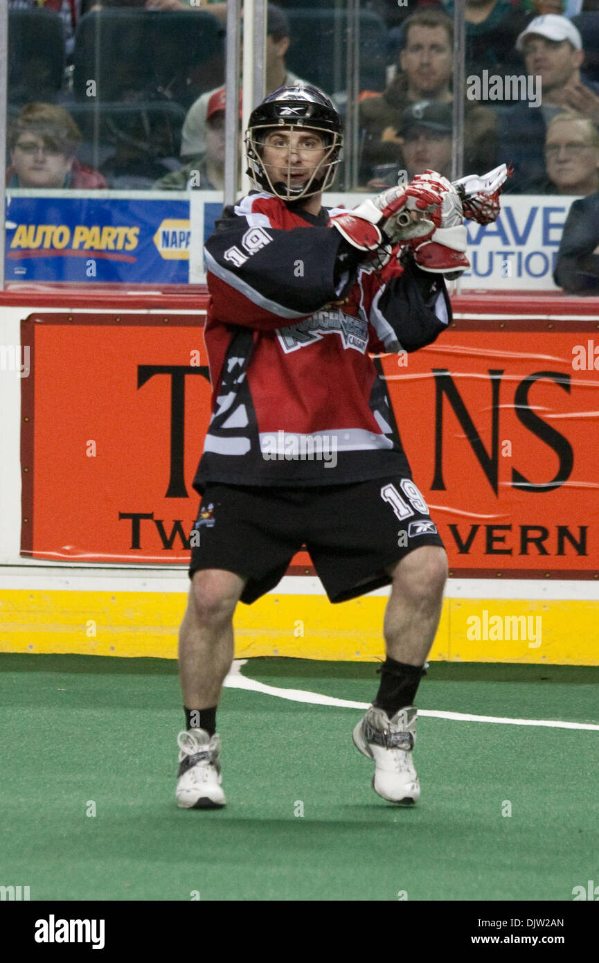 Calgary Roughnecks forward Josh Sanderson (19) during a game at the ...