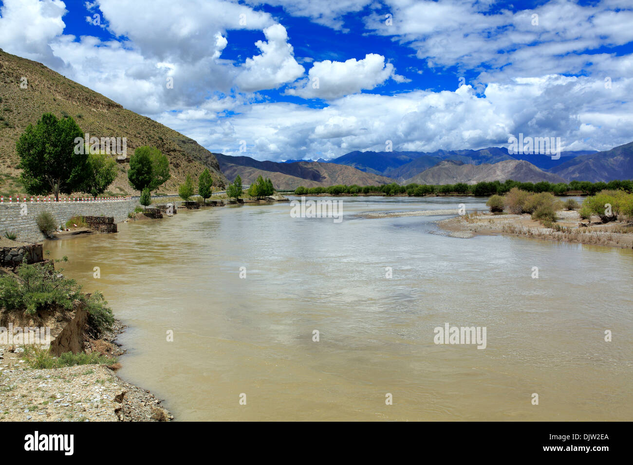 Brahmaputra river hi-res stock photography and images - Alamy