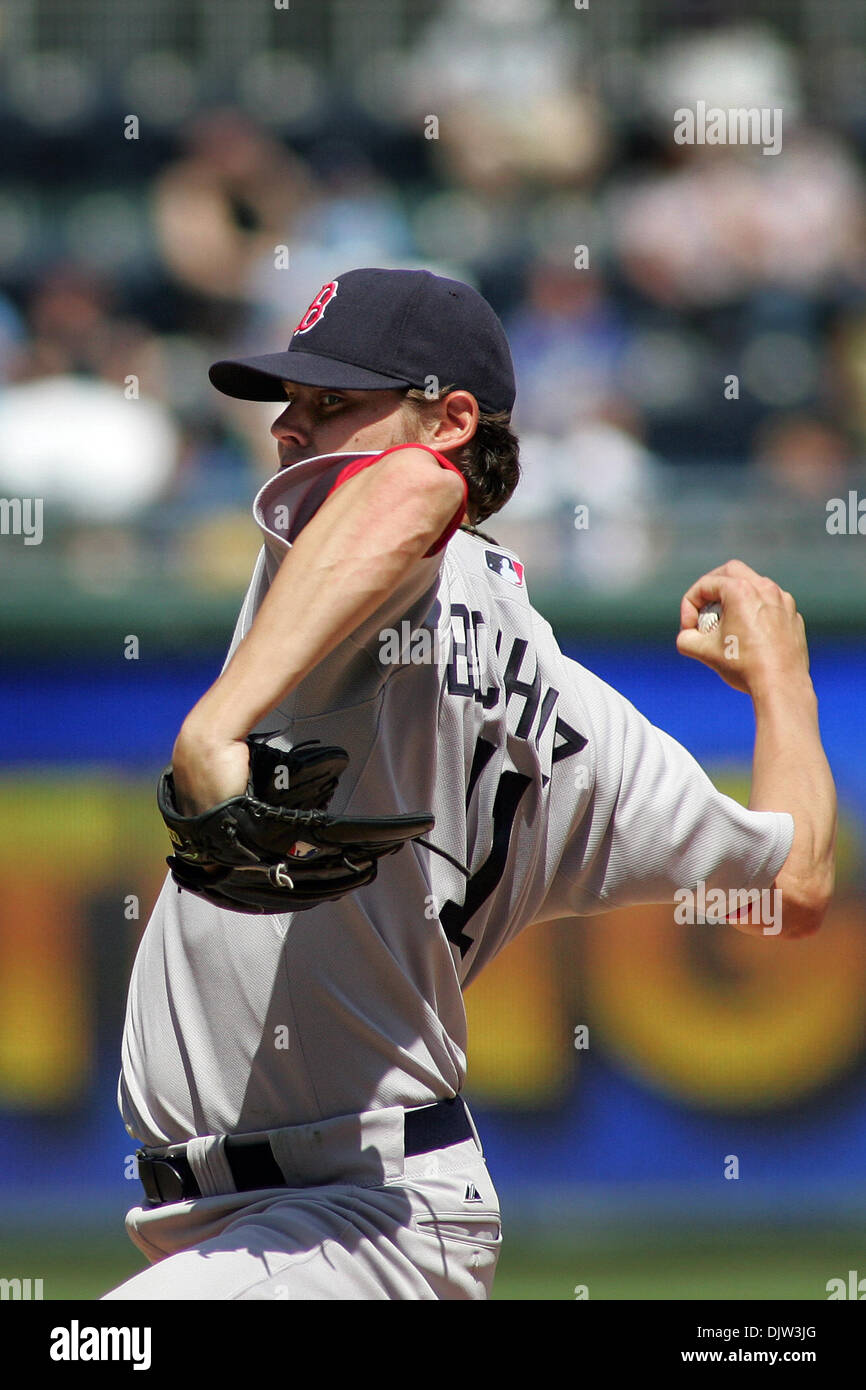 Boston Red Sox starting pitcher Clay Buchholz (11) delivers during ...