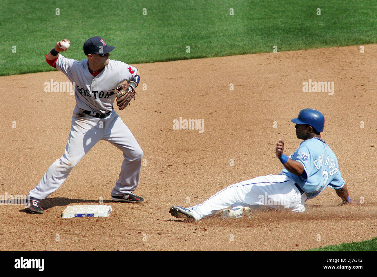 Boston Red Sox second baseman Dustin Pedroia (15) forces out Kansas ...