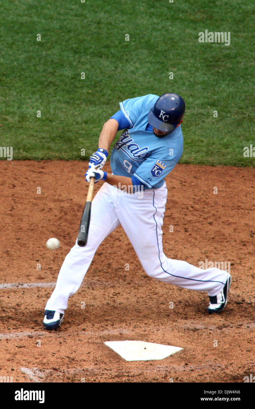 Kansas City Royals right fielder David DeJesus (9) makes contact during ...