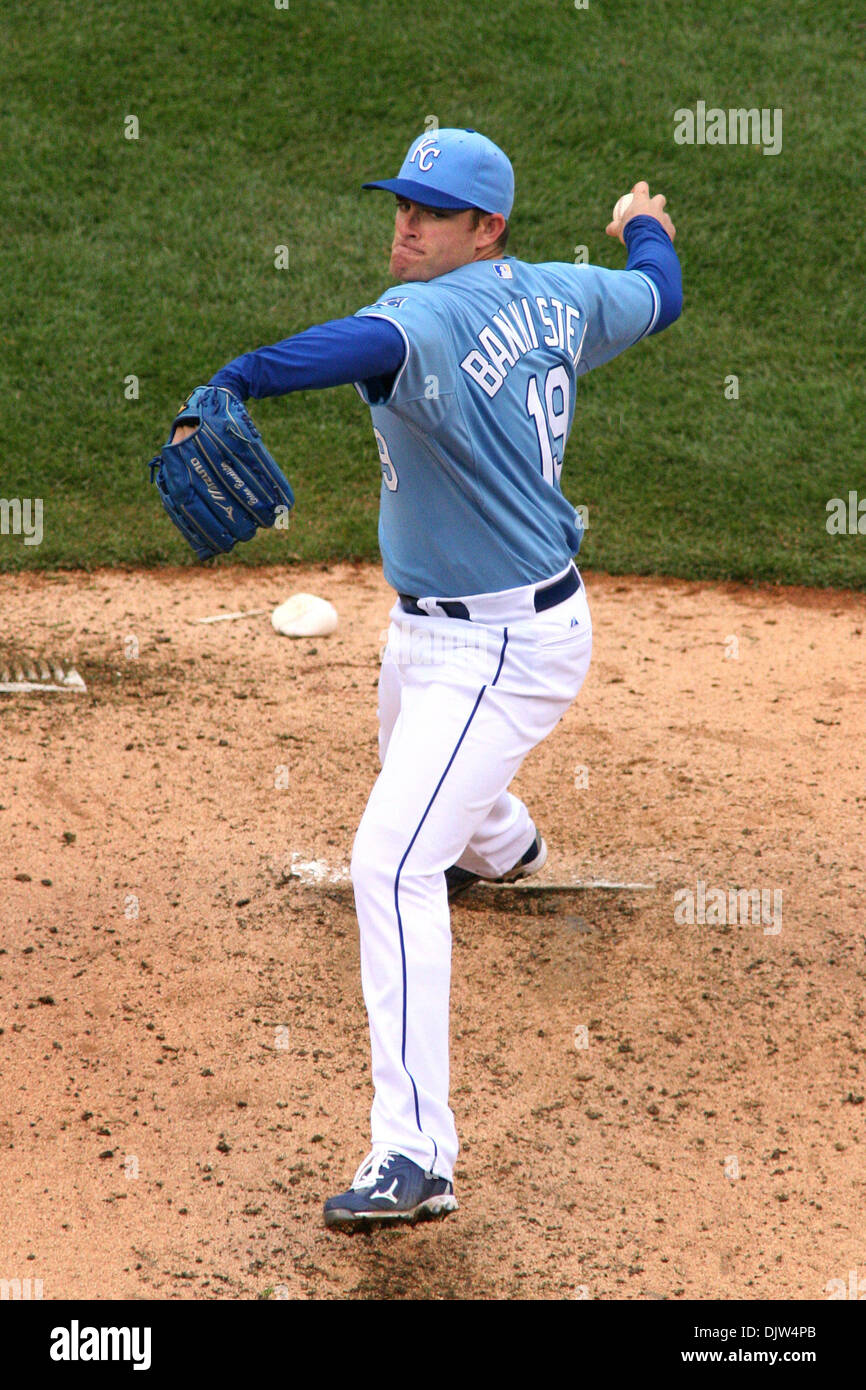 Kansas City Royals pitcher Brian Bannister (19) delivers during Sunday ...