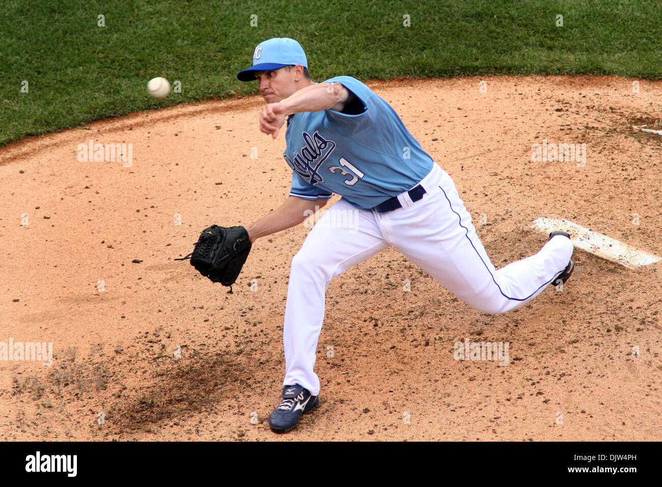 Kansas City Royals relief pitcher Dusty Hughes (31) delivers during ...