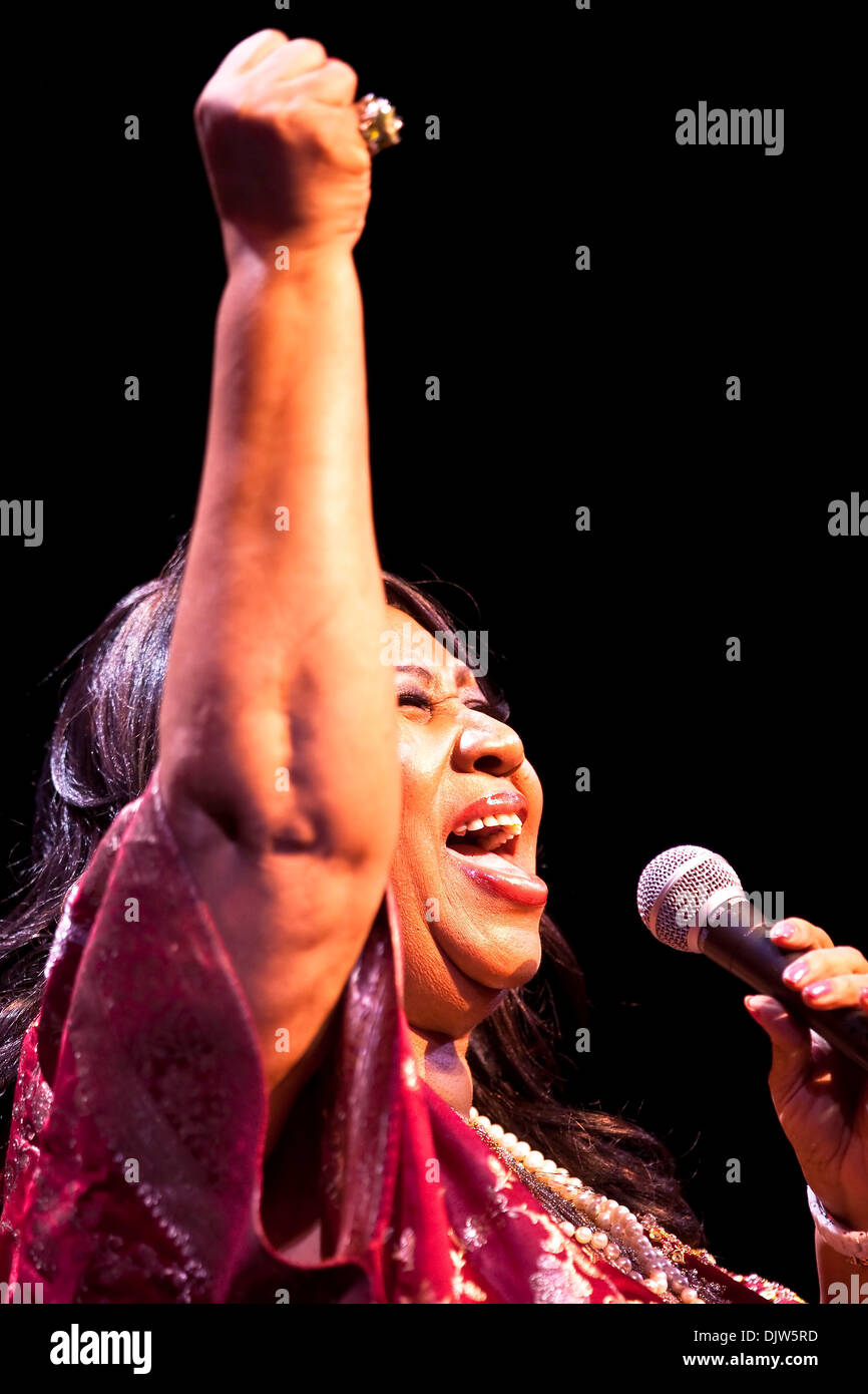 Queen of Soul, Aretha Franklin, performs live at the National Art ...