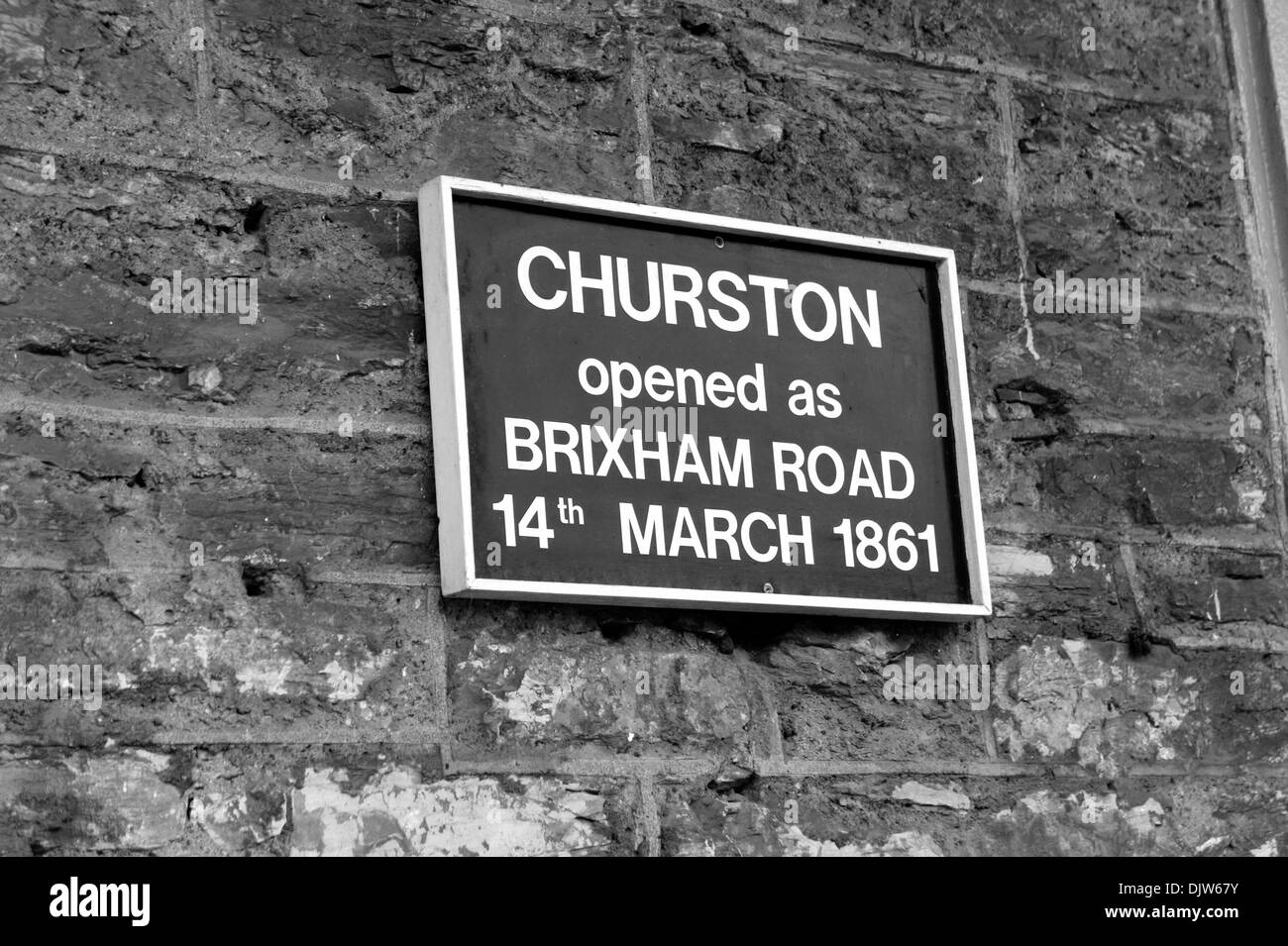 Station sign uk Black and White Stock Photos & Images - Alamy