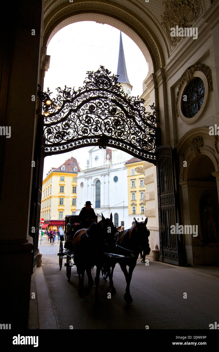Horse Drawn Carriage, Vienna, Austria, Central Europe Stock Photo - Alamy