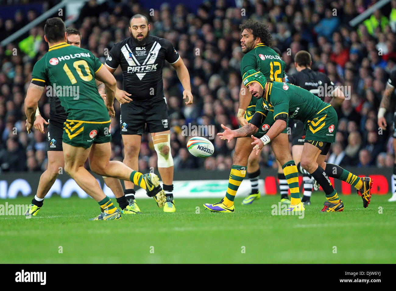 Manchester, UK. 30th Nov, 2013. Johnathan Thurston (Australia & North ...