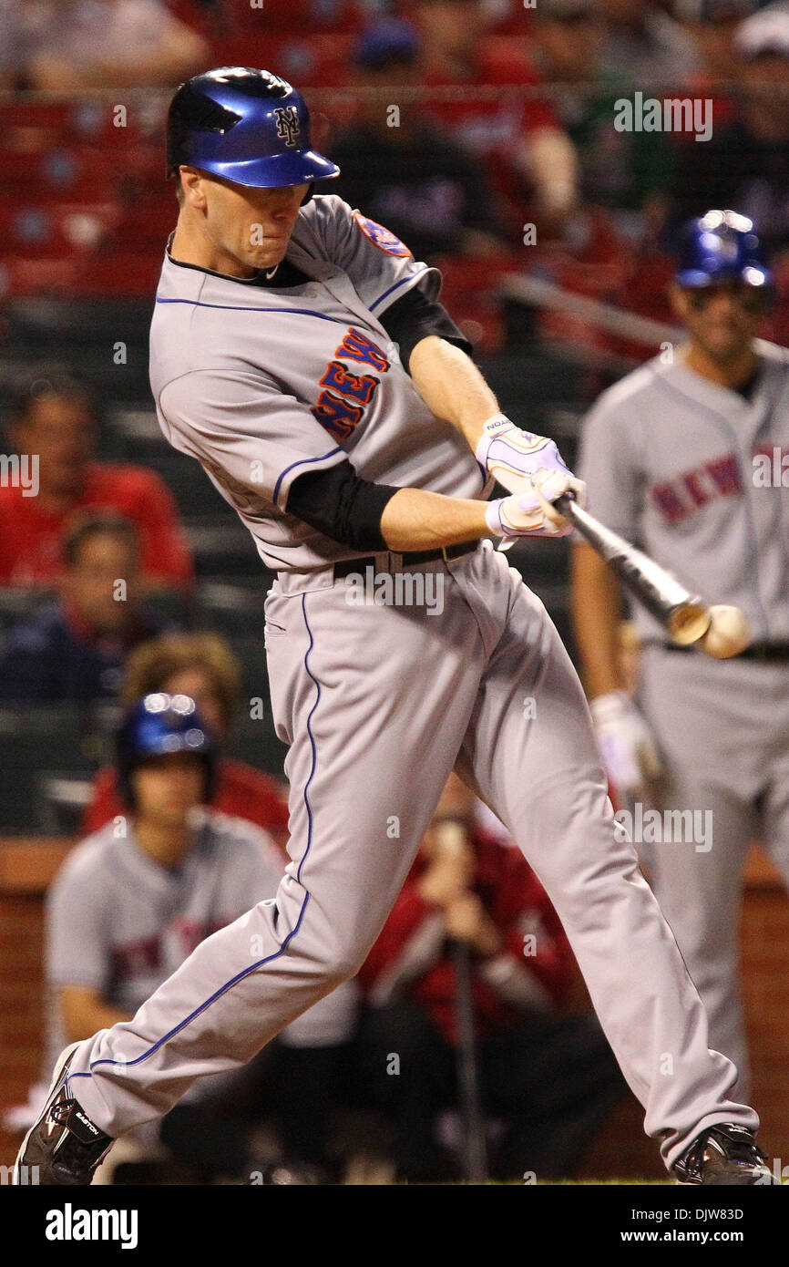 New York Mets left fielder Jason Bay (44) barely makes contact with a ...