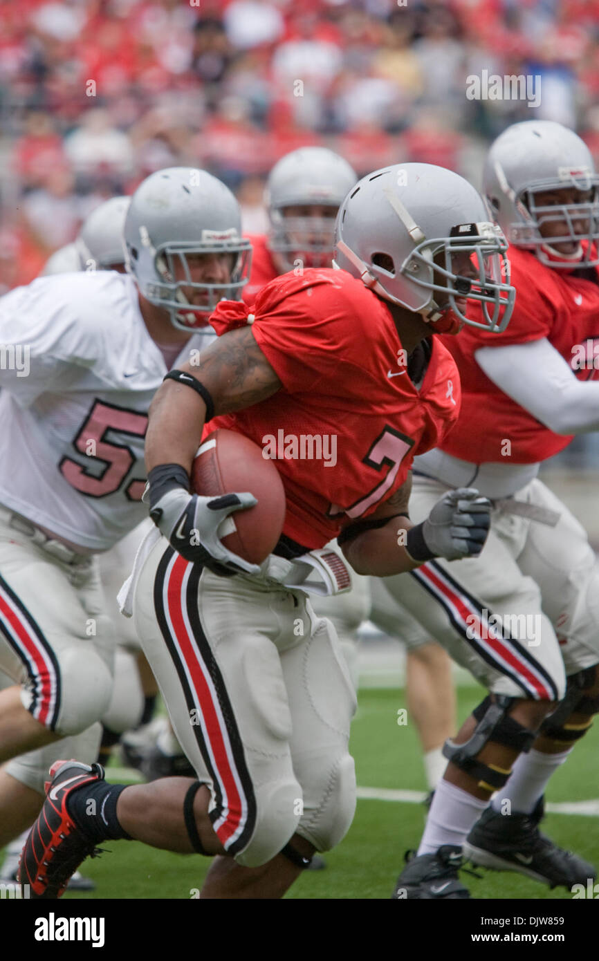 24 April 2010: Ohio State Buckeyes running back Jordan Hall (7) runs ...