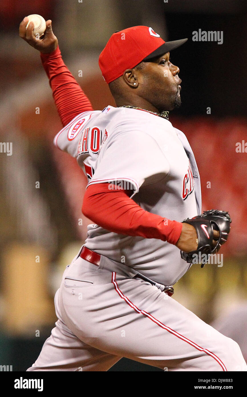 Cincinnati Reds relief pitcher Arthur Rhodes (53) hurls a ball towards ...