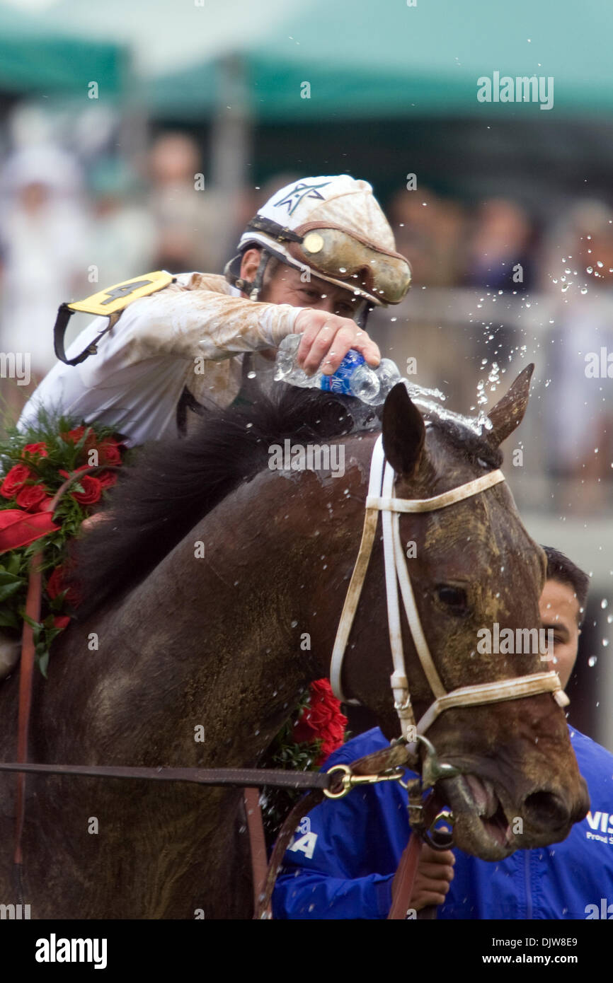 01 May 2010: Calvin Borel aboard Super Saver (4) celebrates his victory ...