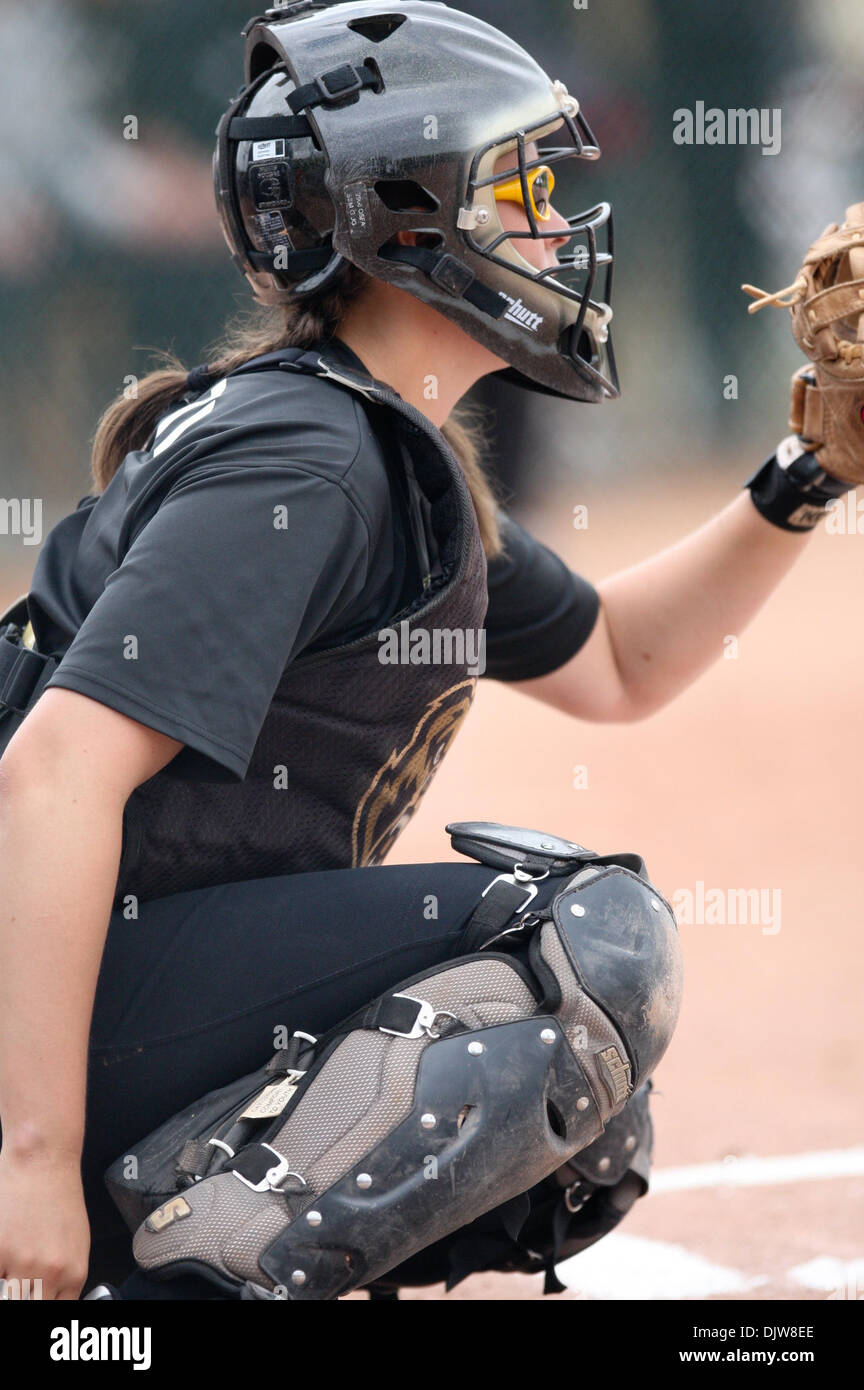 Oakland catcher Angela Righetti (14) during game action in the first ...